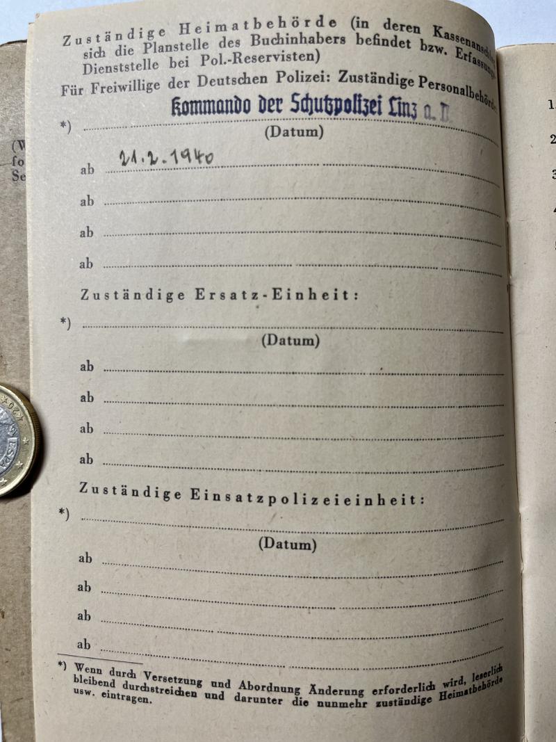 Kurland Docs | Polizei/SS Soldbuch - Kommando Schutzpolizei Linz - Hager
